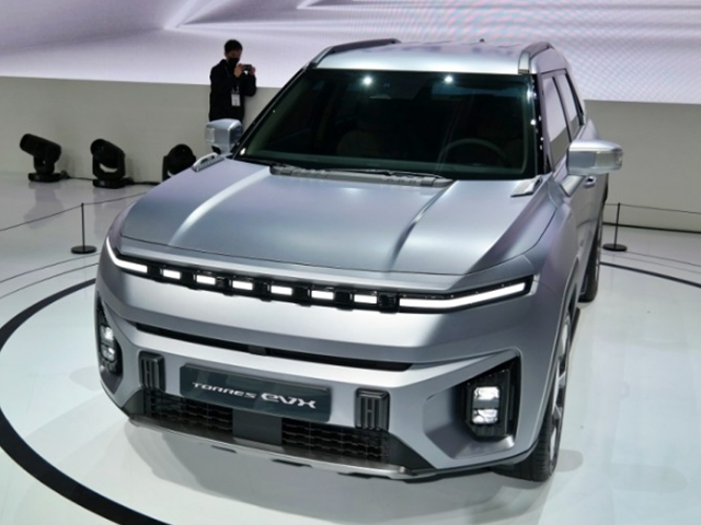 좋은데 어설픈 완성도 KG 토레스 EVX 전기 SUV