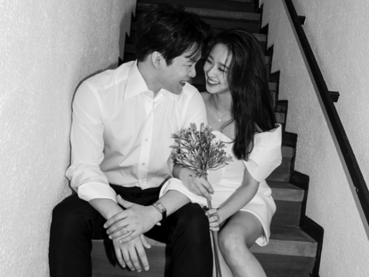 체조 요정 손연재 결혼 2주년 기념 9살 연상 남편 첫 공개한라산 등반 근황까지 전해